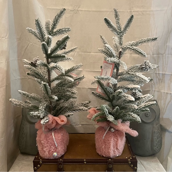 cupcakes & cashmere | Holiday | Cupcakes And Cashmere Christmas Trees ...